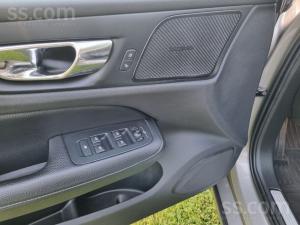 Volvo V60 2018 Liepāja, ar dzinēja tilpumu 2.00 L un nobraukumu 263 tūkst. km par 15200 €, foto 6 vietnē AUTOMOTO.COM.LV