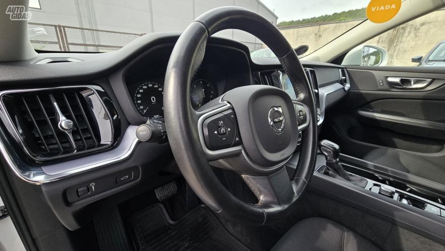 Volvo V60 2018 Kauņa, ar dzinēja tilpumu 2.00 L un nobraukumu 305 tūkst. km par 11999 €, foto 11 vietnē AUTOMOTO.COM.LV