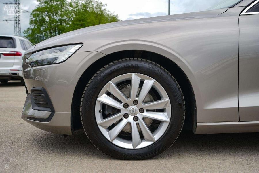 Volvo V60 2019 in Marijampole, with an engine capacity of 2.00 L and mileage of 189 thousand km for 15750 €, photo 7 on AUTOMOTO.COM.LV