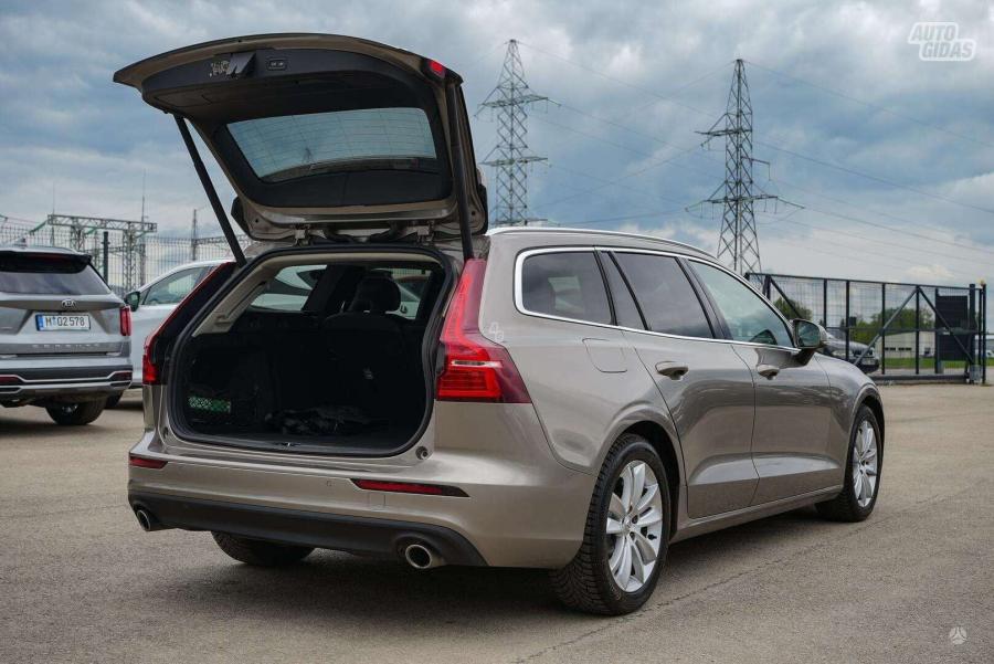 Volvo V60 2019 in Marijampole, with an engine capacity of 2.00 L and mileage of 189 thousand km for 15750 €, photo 13 on AUTOMOTO.COM.LV