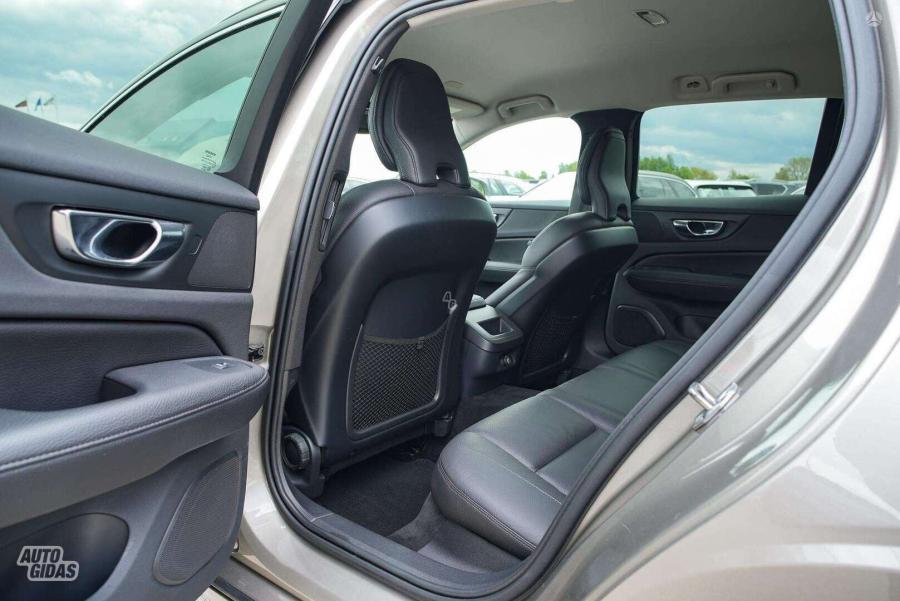 Volvo V60 2019 in Marijampole, with an engine capacity of 2.00 L and mileage of 189 thousand km for 15750 €, photo 28 on AUTOMOTO.COM.LV