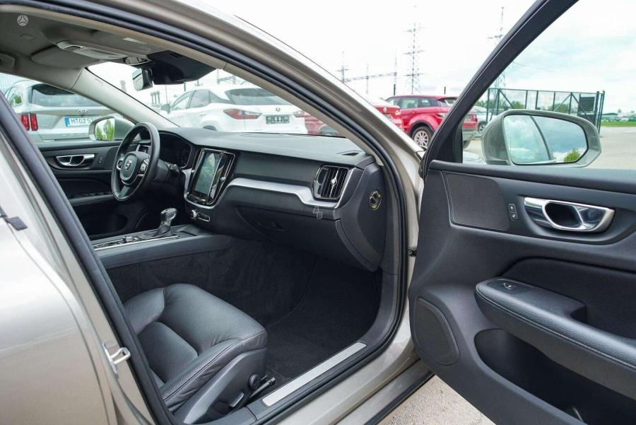 Volvo V60 2019 in Marijampole, with an engine capacity of 2.00 L and mileage of 189 thousand km for 15750 €, photo 32 on AUTOMOTO.COM.LV