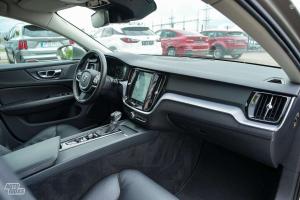 Volvo V60 2019 in Marijampole, with an engine capacity of 2.00 L and mileage of 189 thousand km for 15750 €, photo 33 on AUTOMOTO.COM.LV