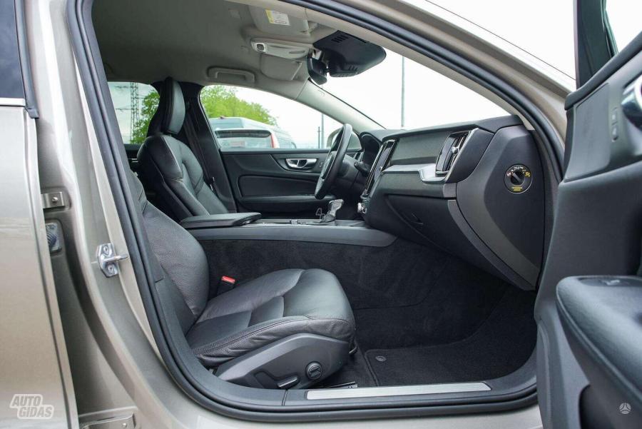 Volvo V60 2019 in Marijampole, with an engine capacity of 2.00 L and mileage of 189 thousand km for 15750 €, photo 34 on AUTOMOTO.COM.LV