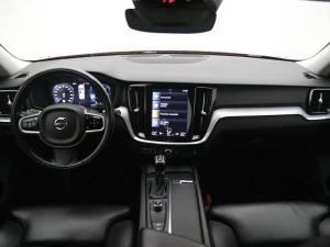 Volvo V60 2019 Viļņa, ar dzinēja tilpumu 2.00 L un nobraukumu 267 tūkst. km par 14699 €, foto 3 vietnē AUTOMOTO.COM.LV
