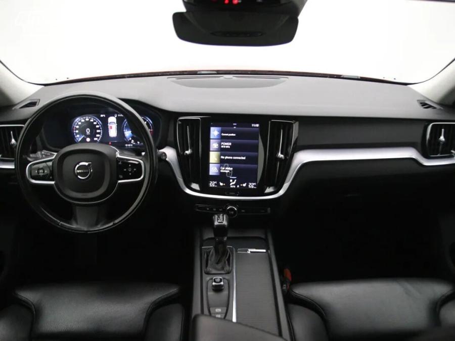 Volvo V60 2019 Viļņa, ar dzinēja tilpumu 2.00 L un nobraukumu 267 tūkst. km par 14699 €, foto 3 vietnē AUTOMOTO.COM.LV