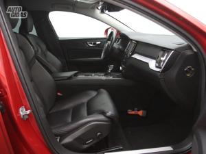 Volvo V60 2019 Viļņa, ar dzinēja tilpumu 2.00 L un nobraukumu 267 tūkst. km par 14699 €, foto 15 vietnē AUTOMOTO.COM.LV