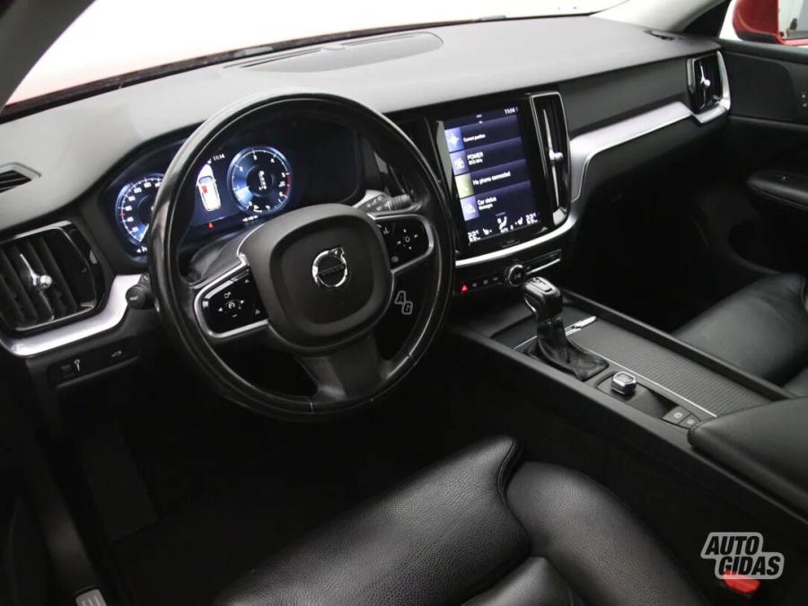 Volvo V60 2019 Viļņa, ar dzinēja tilpumu 2.00 L un nobraukumu 267 tūkst. km par 14699 €, foto 17 vietnē AUTOMOTO.COM.LV