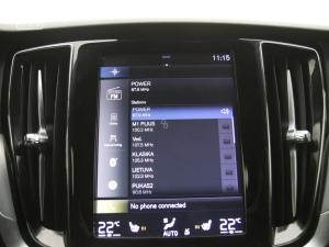 Volvo V60 2019 Viļņa, ar dzinēja tilpumu 2.00 L un nobraukumu 267 tūkst. km par 14699 €, foto 23 vietnē AUTOMOTO.COM.LV