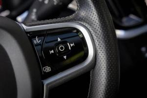 Volvo V60 2019 Jelgava, ar dzinēja tilpumu 2.00 L un nobraukumu 225 tūkst. km par 18800 €, foto 29 vietnē AUTOMOTO.COM.LV