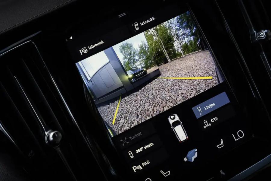 Volvo V60 2019 Jelgava, ar dzinēja tilpumu 2.00 L un nobraukumu 225 tūkst. km par 18800 €, foto 32 vietnē AUTOMOTO.COM.LV