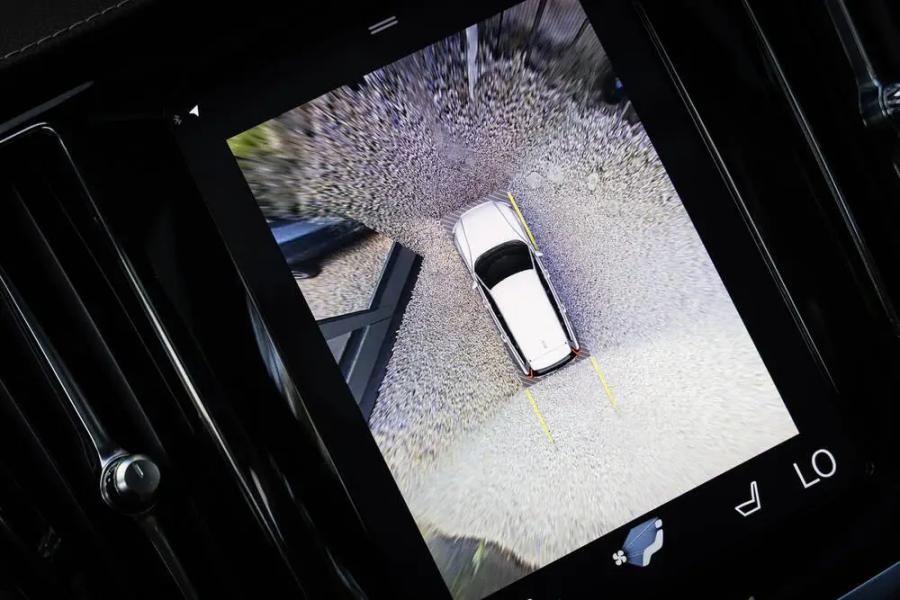Volvo V60 2019 Jelgava, ar dzinēja tilpumu 2.00 L un nobraukumu 225 tūkst. km par 18800 €, foto 34 vietnē AUTOMOTO.COM.LV