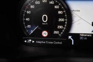 Volvo V60 2019 Jelgava, ar dzinēja tilpumu 2.00 L un nobraukumu 225 tūkst. km par 18800 €, foto 46 vietnē AUTOMOTO.COM.LV