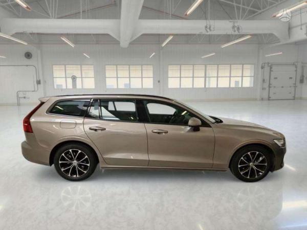 Volvo V60 2019 in Kaunas, with an engine capacity of 1.97 L and mileage of 221 thousand km for 8500 €, photo 3 on AUTOMOTO.COM.LV