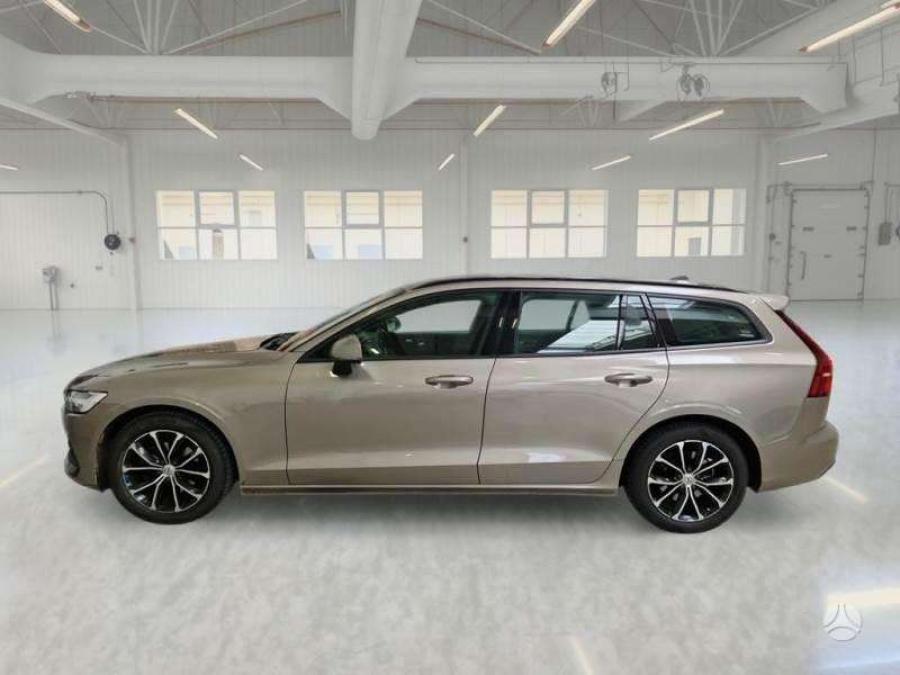 Volvo V60 2019 in Kaunas, with an engine capacity of 1.97 L and mileage of 221 thousand km for 8500 €, photo 5 on AUTOMOTO.COM.LV
