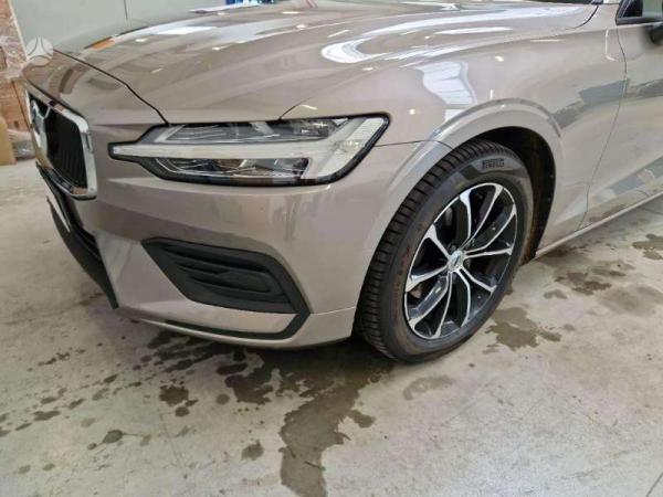Volvo V60 2019 in Kaunas, with an engine capacity of 1.97 L and mileage of 221 thousand km for 8500 €, photo 7 on AUTOMOTO.COM.LV