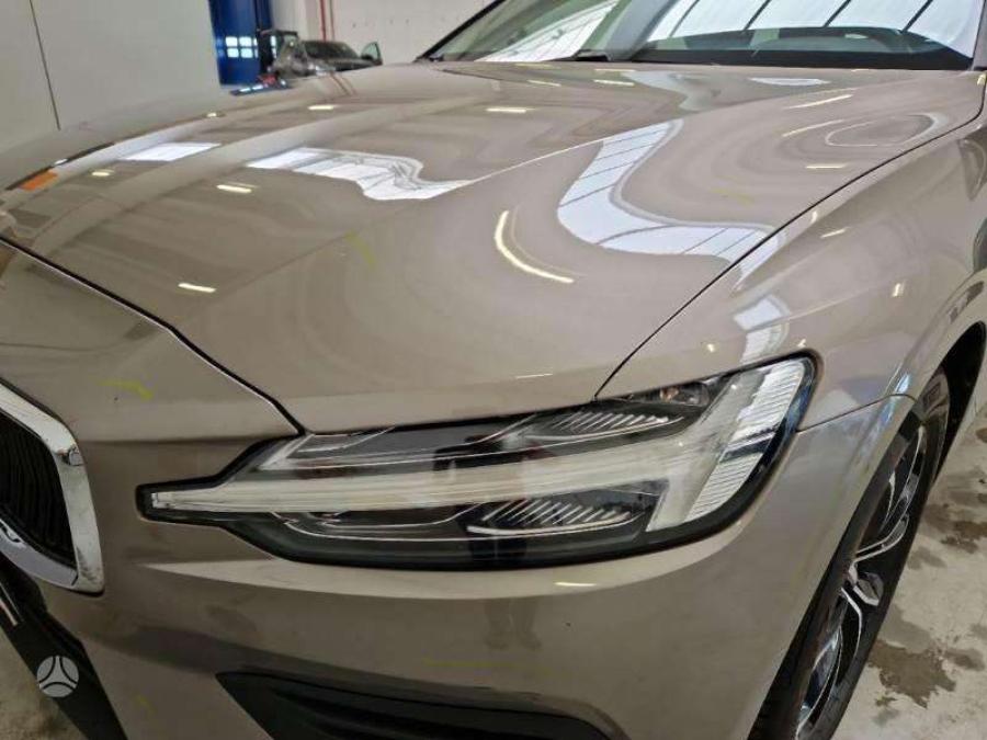 Volvo V60 2019 in Kaunas, with an engine capacity of 1.97 L and mileage of 221 thousand km for 8500 €, photo 9 on AUTOMOTO.COM.LV