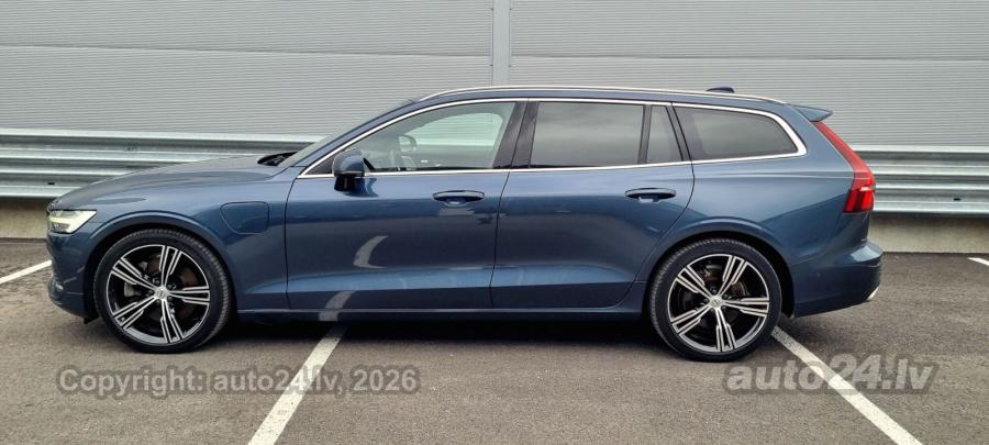 Volvo V60 2019 in Tallinn, with an engine capacity of 2.00 L and mileage of 155 thousand km for 24890 €, photo 5 on AUTOMOTO.COM.LV