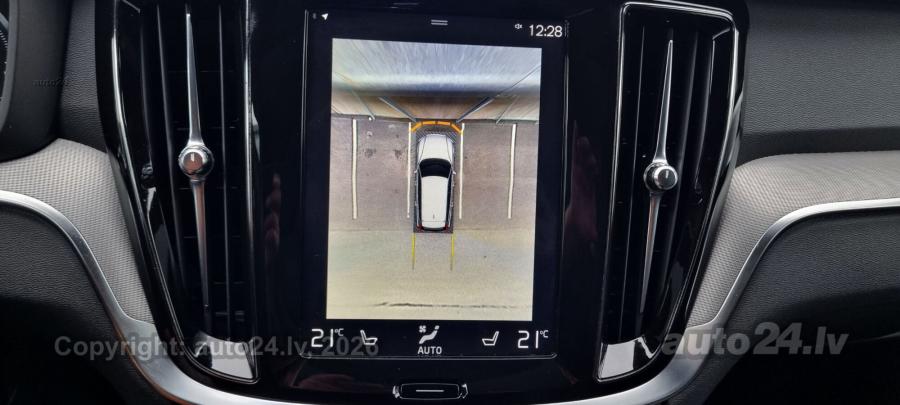 Volvo V60 2019 in Tallinn, with an engine capacity of 2.00 L and mileage of 155 thousand km for 24890 €, photo 26 on AUTOMOTO.COM.LV