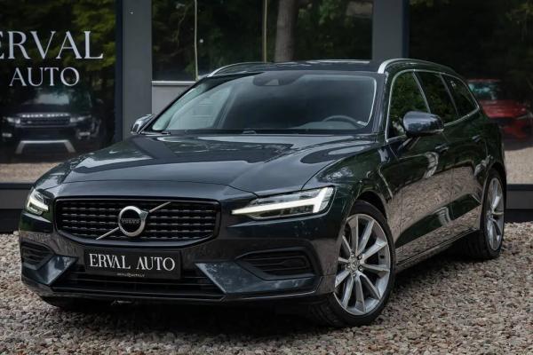 Volvo V60 2019 Jelgava, ar dzinēja tilpumu 2.00 L un nobraukumu 232 tūkst. km par 17500 €, foto 1 vietnē AUTOMOTO.COM.LV