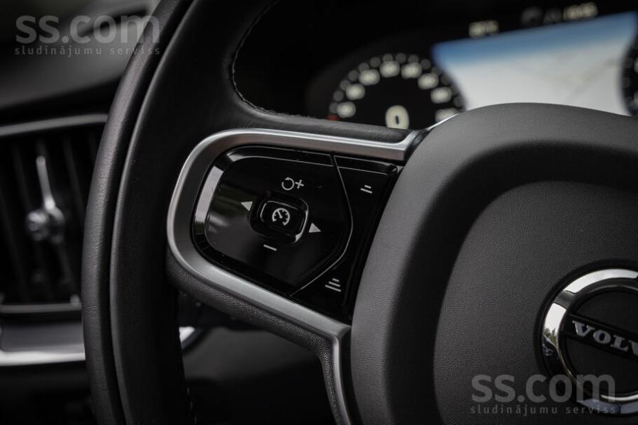 Volvo V60 2019 Jelgava, ar dzinēja tilpumu 2.00 L un nobraukumu 232 tūkst. km par 17500 €, foto 14 vietnē AUTOMOTO.COM.LV
