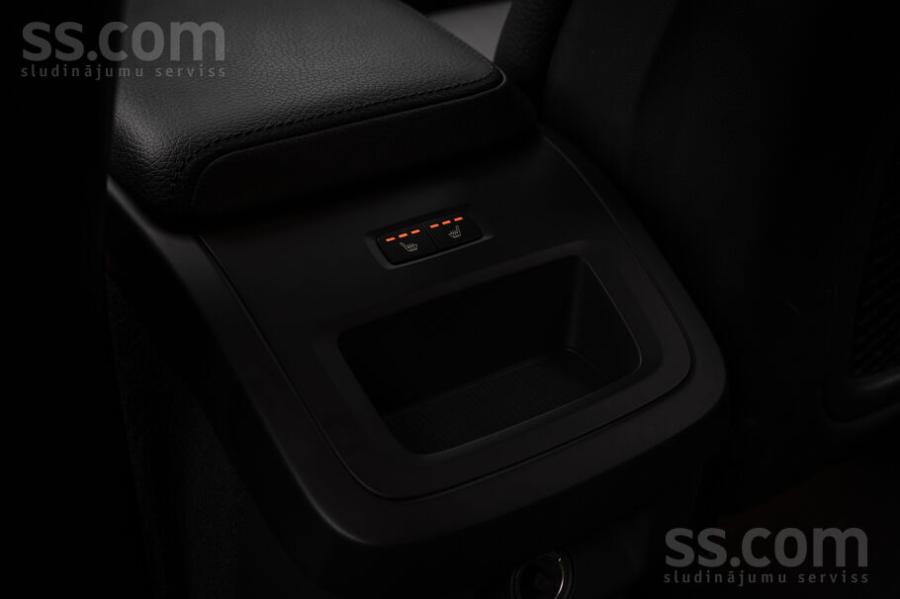 Volvo V60 2019 Jelgava, ar dzinēja tilpumu 2.00 L un nobraukumu 232 tūkst. km par 17500 €, foto 24 vietnē AUTOMOTO.COM.LV