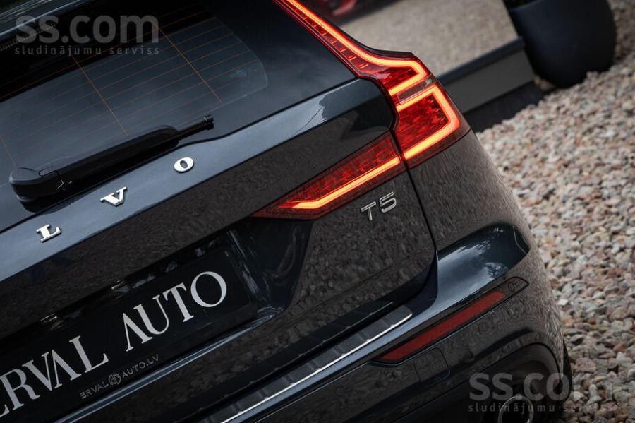 Volvo V60 2019 Jelgava, ar dzinēja tilpumu 2.00 L un nobraukumu 232 tūkst. km par 17500 €, foto 29 vietnē AUTOMOTO.COM.LV