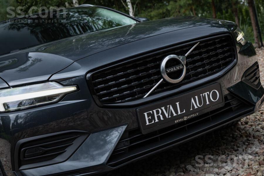 Volvo V60 2019 Jelgava, ar dzinēja tilpumu 2.00 L un nobraukumu 232 tūkst. km par 17500 €, foto 30 vietnē AUTOMOTO.COM.LV