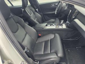 Volvo V60 2019 Tauragė, ar dzinēja tilpumu 1.98 L un nobraukumu 290 tūkst. km par 12300 €, foto 14 vietnē AUTOMOTO.COM.LV