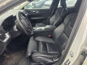 Volvo V60 2019 Tauragė, ar dzinēja tilpumu 1.98 L un nobraukumu 290 tūkst. km par 12300 €, foto 18 vietnē AUTOMOTO.COM.LV