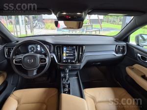 Volvo V60 2019 in Riga, with an engine capacity of 2.00 L and mileage of 95 thousand km for 22500 €, photo 5 on AUTOMOTO.COM.LV