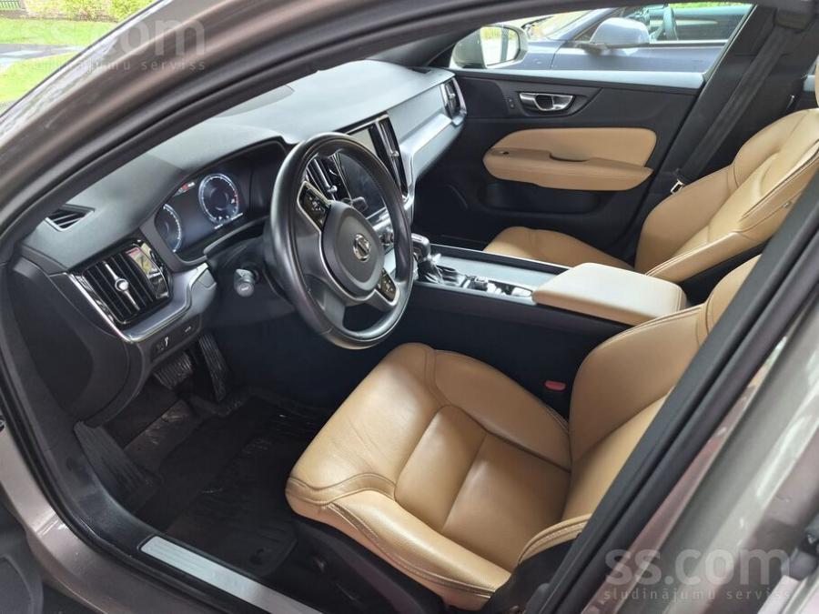 Volvo V60 2019 in Riga, with an engine capacity of 2.00 L and mileage of 95 thousand km for 22500 €, photo 6 on AUTOMOTO.COM.LV