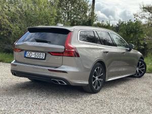 Volvo V60 2019 Tukums, ar dzinēja tilpumu 2.00 L un nobraukumu 289 tūkst. km par 13990 €, foto 7 vietnē AUTOMOTO.COM.LV