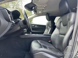 Volvo V60 2019 Tukums, ar dzinēja tilpumu 2.00 L un nobraukumu 289 tūkst. km par 13990 €, foto 12 vietnē AUTOMOTO.COM.LV