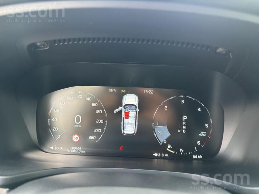 Volvo V60 2019 Tukums, ar dzinēja tilpumu 2.00 L un nobraukumu 289 tūkst. km par 13990 €, foto 17 vietnē AUTOMOTO.COM.LV