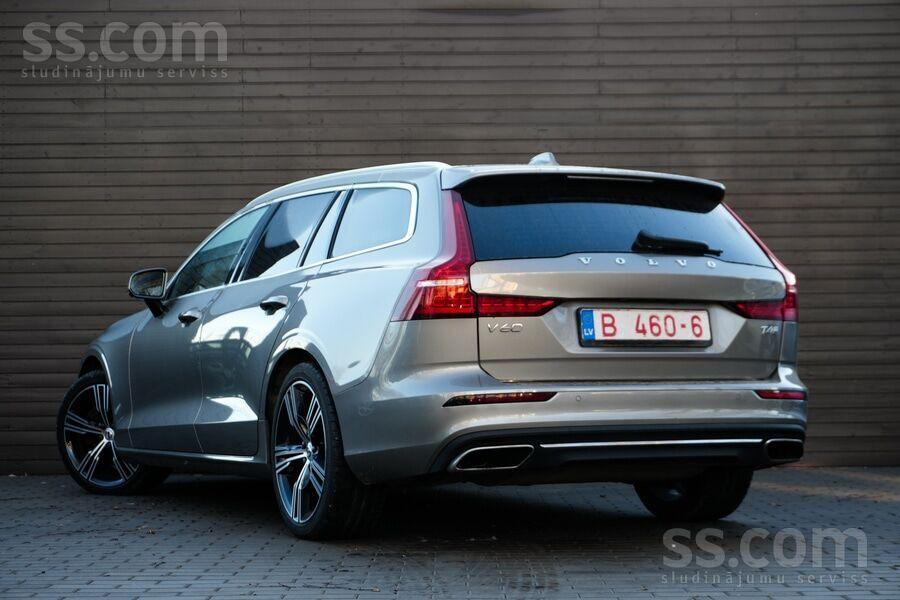 Volvo V60 2020 in Riga, with an engine capacity of 2.00 L and mileage of 202 thousand km for 16990 €, photo 4 on AUTOMOTO.COM.LV