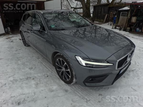 Volvo V60 2020 in Ventspils, with an engine capacity of 2.00 L and mileage of 0 thousand km for 16000 €, photo 3 on AUTOMOTO.COM.LV