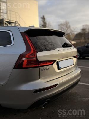 Volvo V60 2020 in Riga, with an engine capacity of 2.00 L and mileage of 230 thousand km for 17550 €, photo 8 on AUTOMOTO.COM.LV