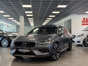 Volvo V60 2020 Klaipėda, ar dzinēja tilpumu 1.97 L un nobraukumu 103 tūkst. km par 27950 €, foto 3 vietnē AUTOMOTO.COM.LV