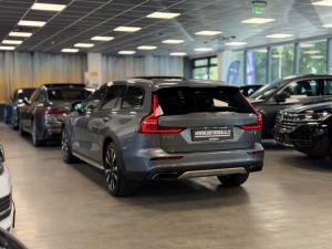 Volvo V60 2020 Klaipėda, ar dzinēja tilpumu 1.97 L un nobraukumu 103 tūkst. km par 27950 €, foto 5 vietnē AUTOMOTO.COM.LV