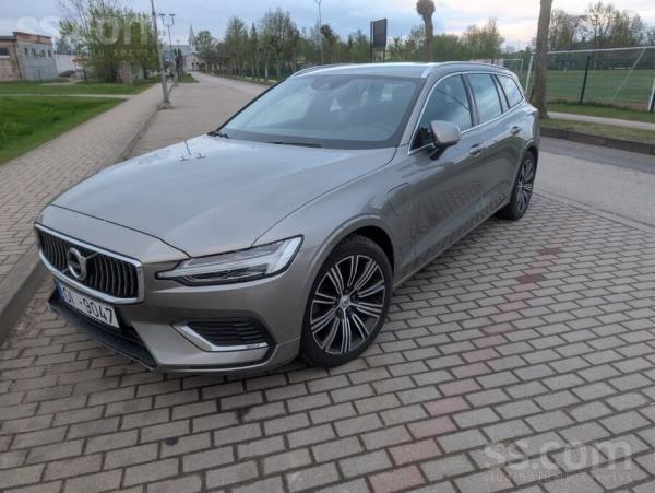 Вольво B60 2020 в Даугавпилс, объемом двигателя 2.00 л и пробегом 205 тыс. км за 16999 €, фото 3 на AUTOMOTO.COM.LV
