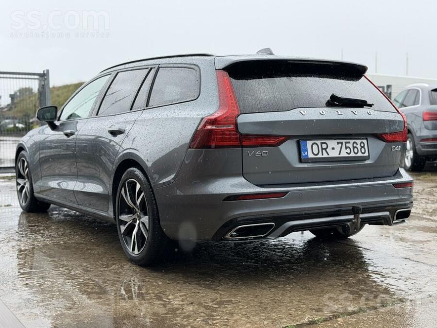 Volvo V60 2020 in Riga, with an engine capacity of 2.00 L and mileage of 127 thousand km for 19700 €, photo 25 on AUTOMOTO.COM.LV