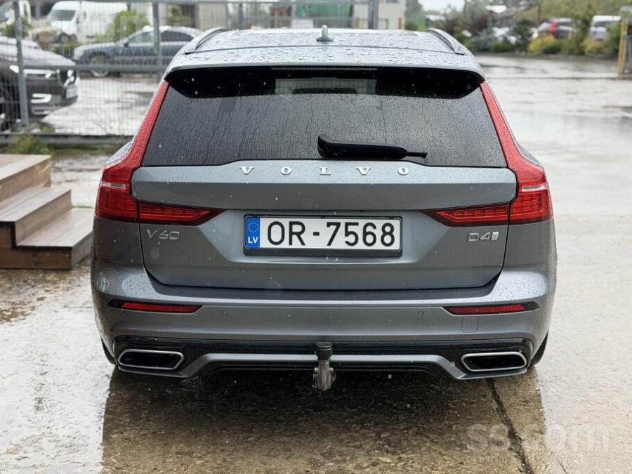 Volvo V60 2020 in Riga, with an engine capacity of 2.00 L and mileage of 127 thousand km for 19700 €, photo 26 on AUTOMOTO.COM.LV
