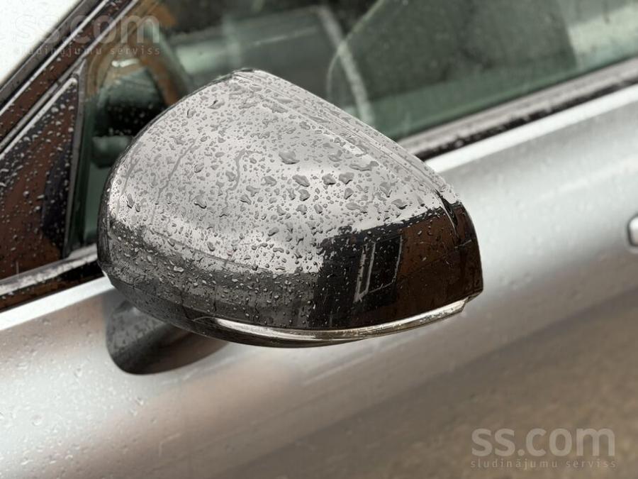 Volvo V60 2020 in Riga, with an engine capacity of 2.00 L and mileage of 127 thousand km for 19700 €, photo 28 on AUTOMOTO.COM.LV