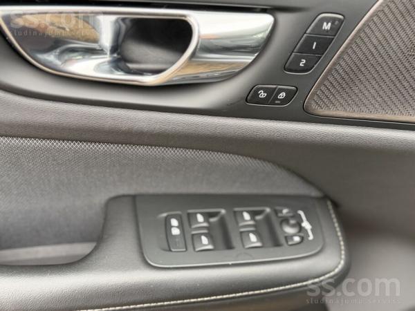 Volvo V60 2020 Rīga, ar dzinēja tilpumu 2.00 L un nobraukumu 127 tūkst. km par 19700 €, foto 6 vietnē AUTOMOTO.COM.LV