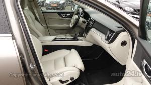 Volvo V60 2020 in Tartu, with an engine capacity of 2.00 L and mileage of 220 thousand km for 15999 €, photo 3 on AUTOMOTO.COM.LV