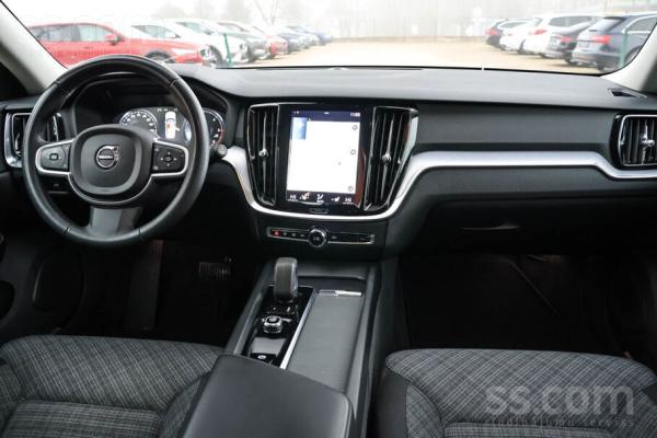 Volvo V60 2021 in Tukums, with an engine capacity of 2.00 L and mileage of 195 thousand km for 15790 €, photo 6 on AUTOMOTO.COM.LV