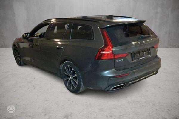 Volvo V60 2021 in Vilnius, with an engine capacity of 1.97 L and mileage of 233 thousand km for 16990 €, photo 4 on AUTOMOTO.COM.LV