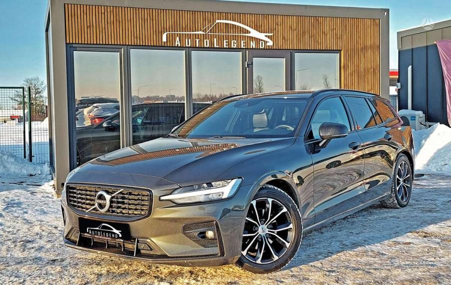 Volvo V60 2021 in Vilnius, with an engine capacity of 1.97 L and mileage of 235 thousand km for 16990 €, photo 1 on AUTOMOTO.COM.LV