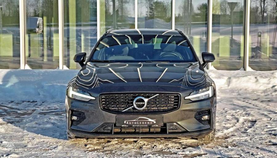 Volvo V60 2021 in Vilnius, with an engine capacity of 1.97 L and mileage of 235 thousand km for 16990 €, photo 6 on AUTOMOTO.COM.LV
